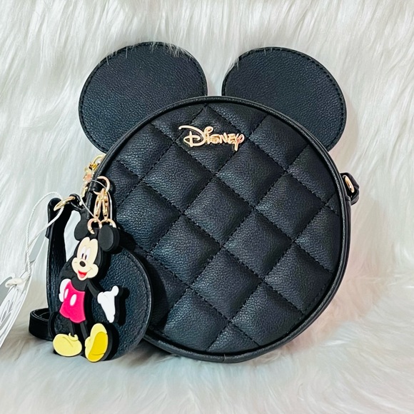 Disney | Accessories | Mickey Mouse Quilted Crossbody | Poshmark